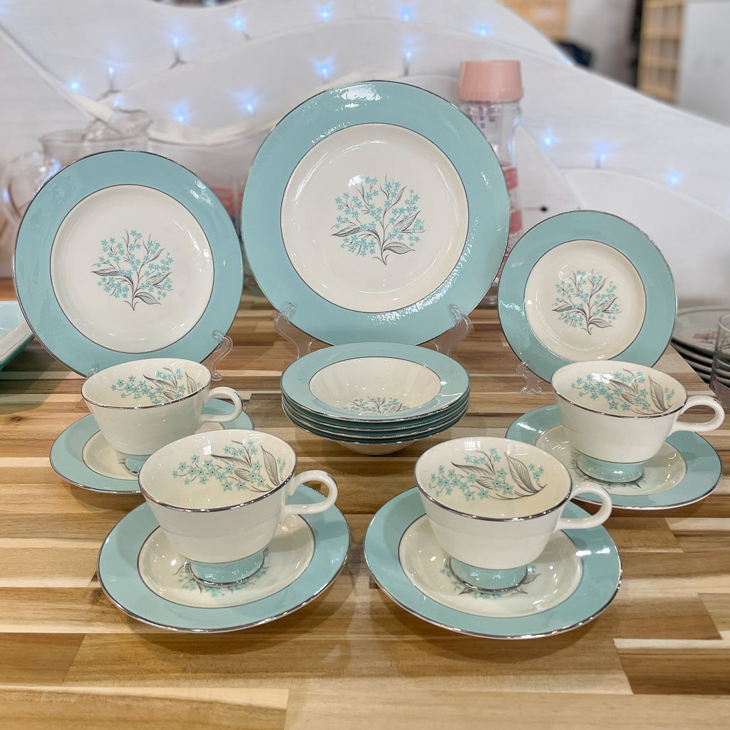 Vintage 1950's Sevron Blue Lace Dinnerware Set – Little Hippie