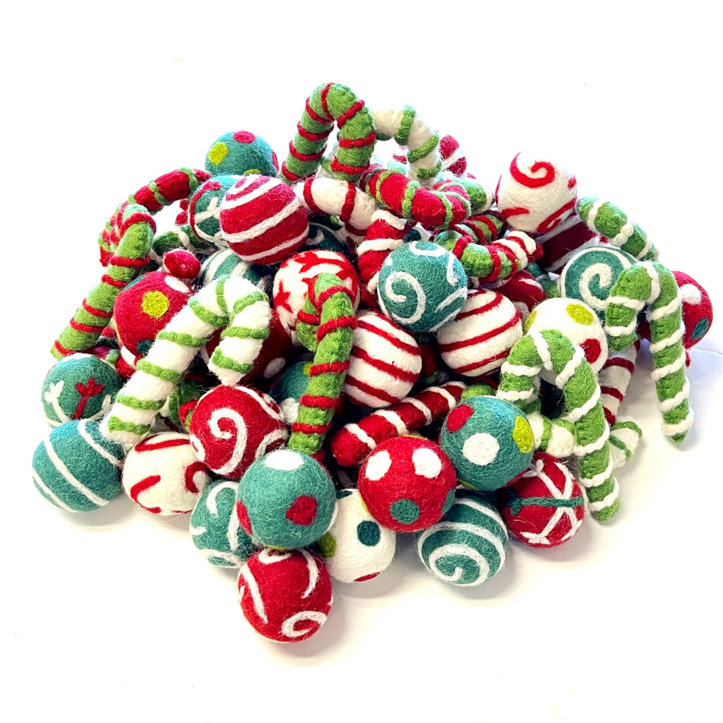 Holiday Wool Cat Toy – Little Hippie