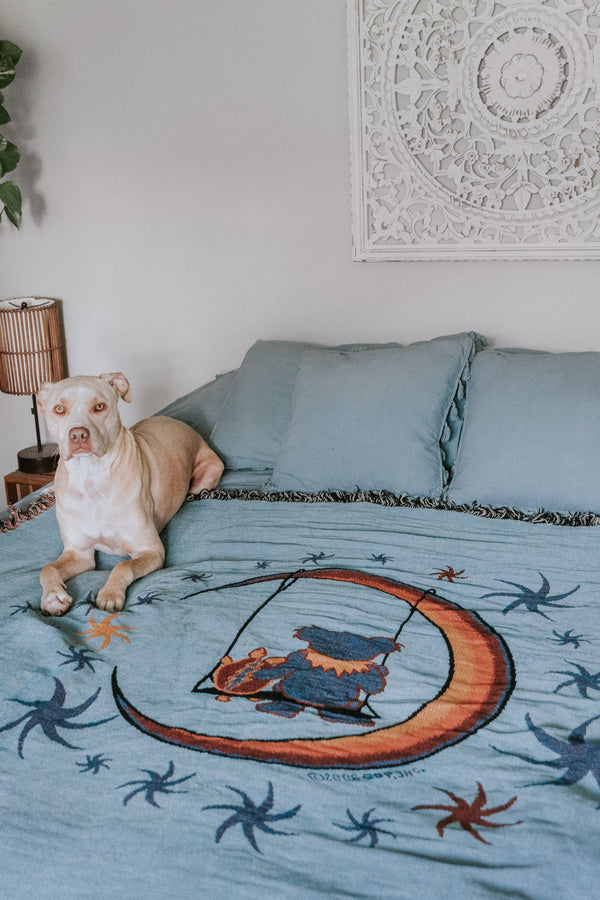 Moon Swing – Little Hippie